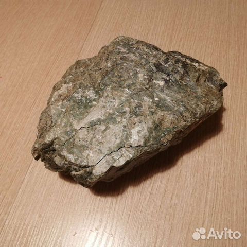Камень змеевик для аквариумов, бань и ландшафтного